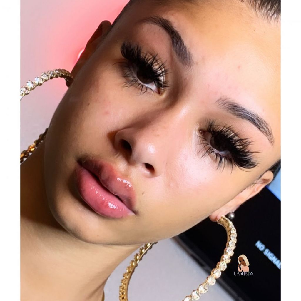 Meet Nicole Gilmore: Lash Artist/ Entrepreneur – SHOUTOUT DFW