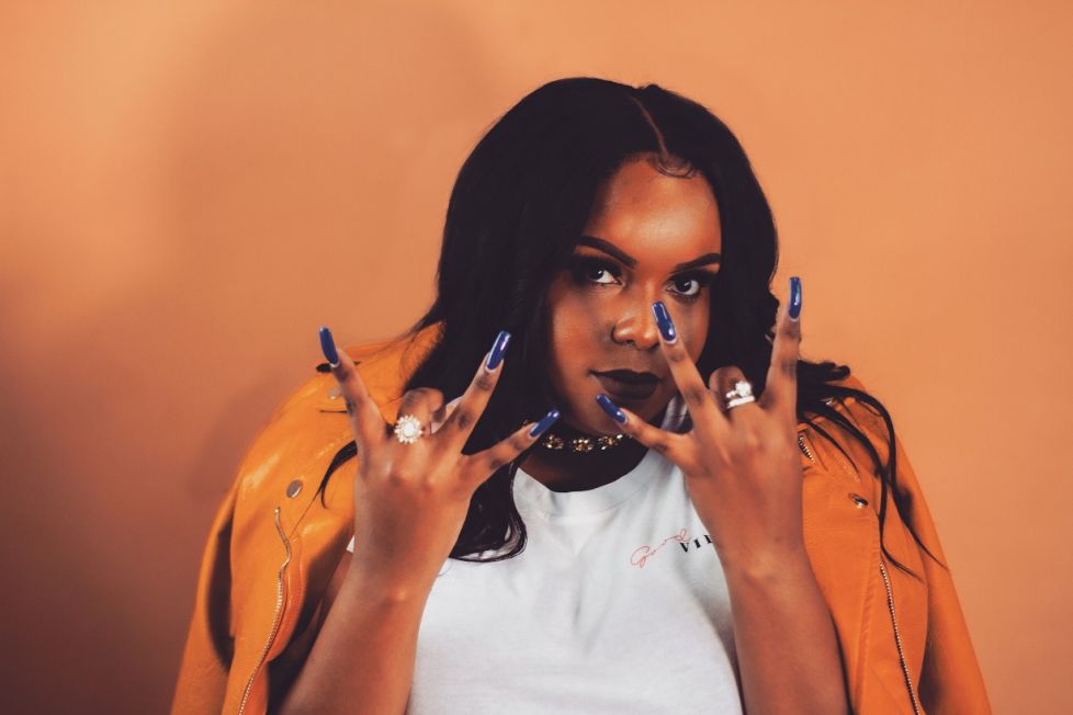 Meet Abrea Jones: Host|Entertainer|YouTuber|Influencer - SHOUTOUT DFW