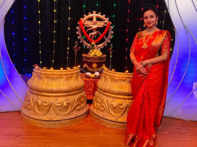 Meet Vanditha Mohan: Dancer & Portfolio manager - SHOUTOUT DFW