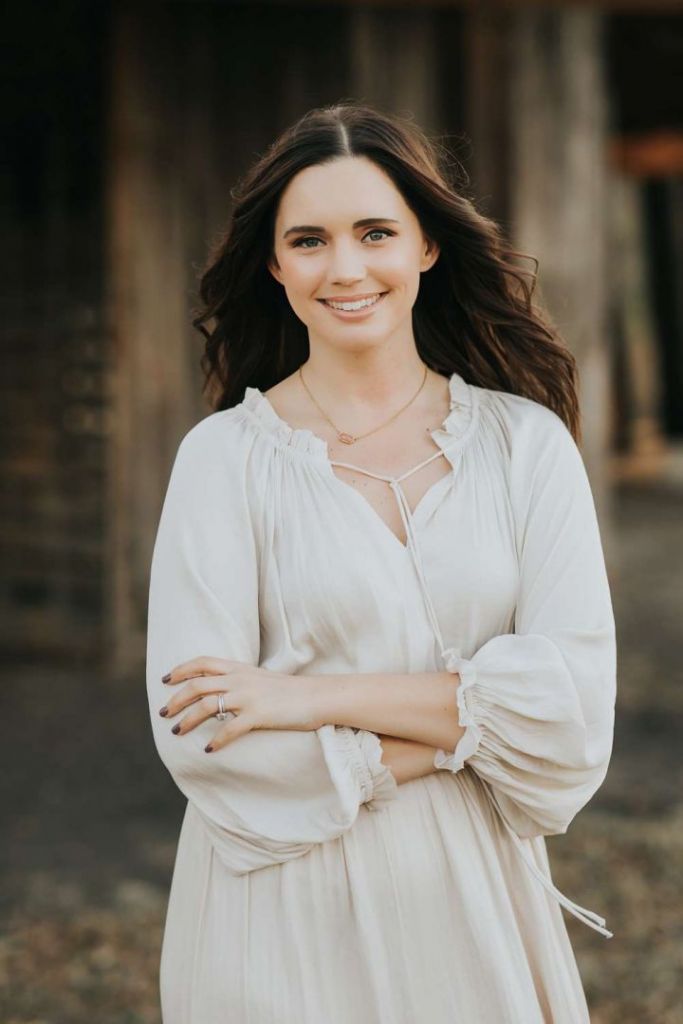 Meet Shayla Eadler | Realtor & Hair Stylist - SHOUTOUT DFW