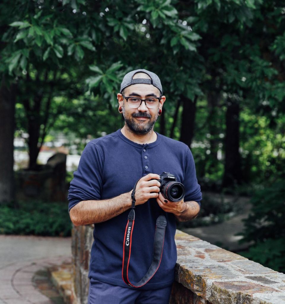 Meet Darren Roberts | Wedding and Lifestyle Photographer - SHOUTOUT DFW