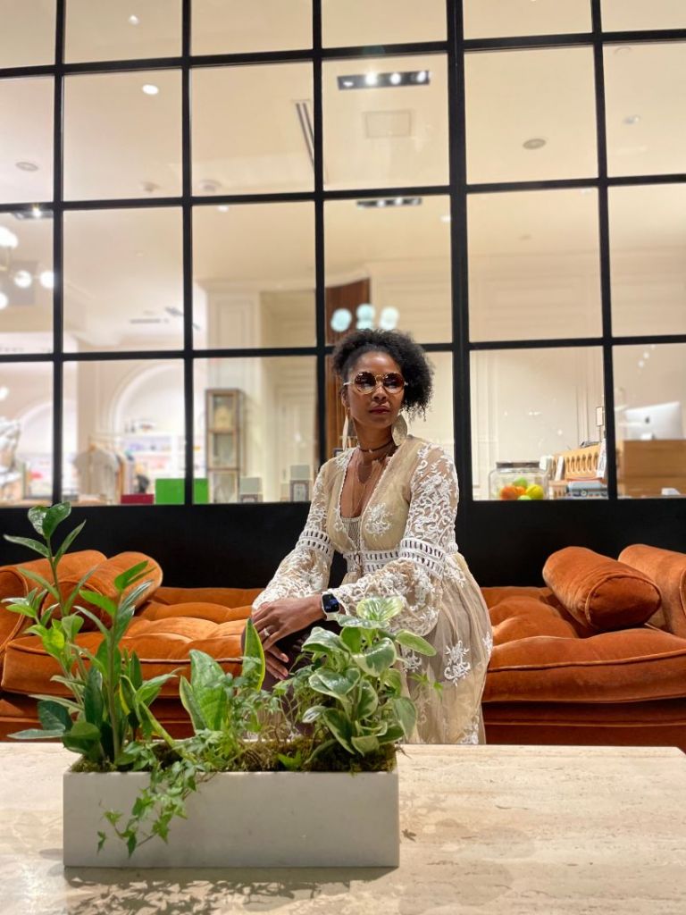 Meet Teresa Wallace | Content Creator & Voiceover Artist - SHOUTOUT DFW