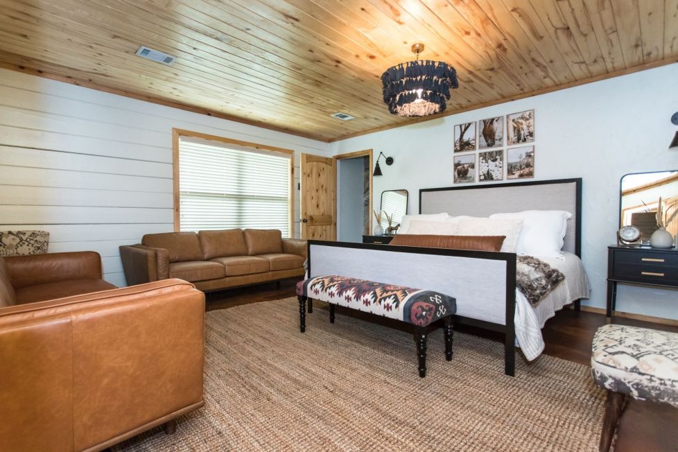 Meet Chantelle Farr | Owner & Operator Of La Golondrina Ranch & Retreat ...