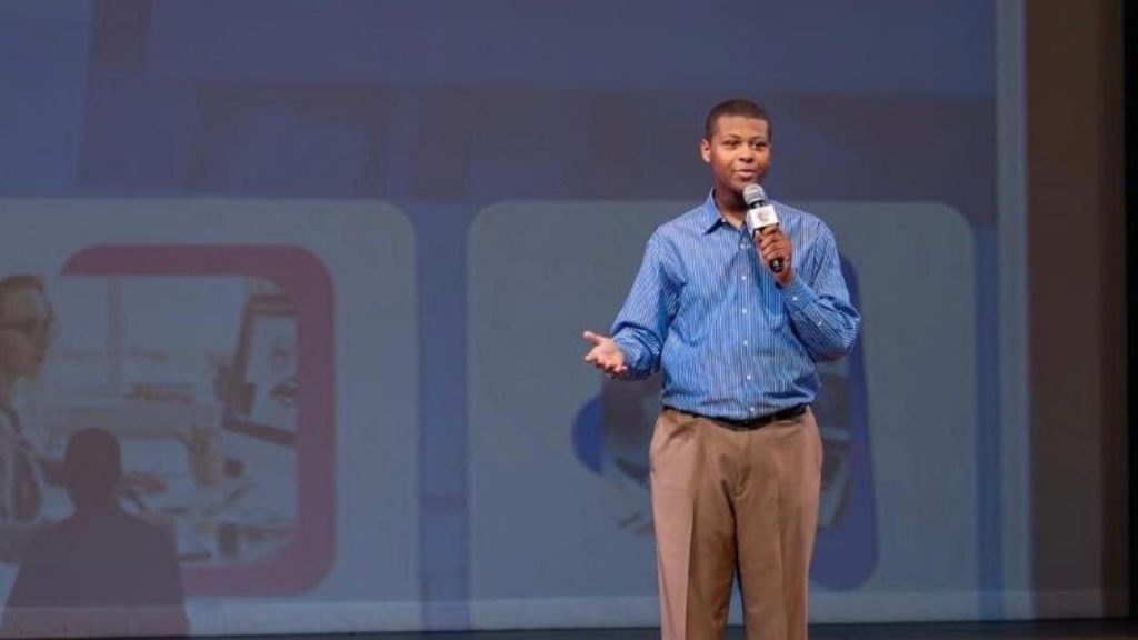 Meet Michael Watkins II | CEO of The Code Chasers Digital Marketing - SHOUTOUT DFW